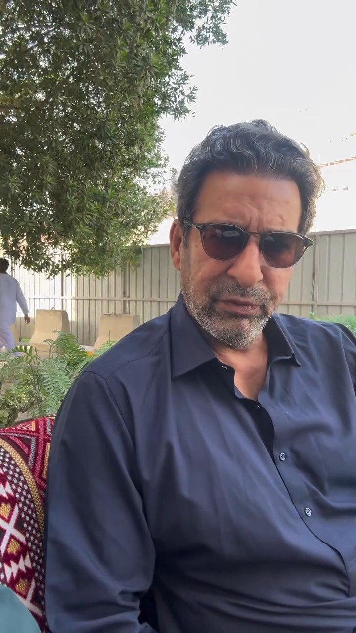 ‘Photos Exhausted Me More Than Hajj’, Wasim Akram’s Statement Triggers ...